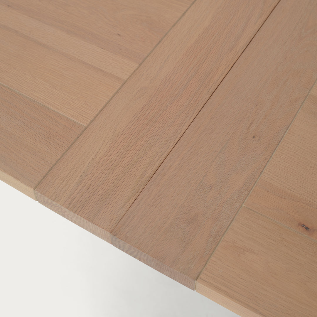 Harrogate 6-10 Seater Extendable Oak Dining Table – Neptune
