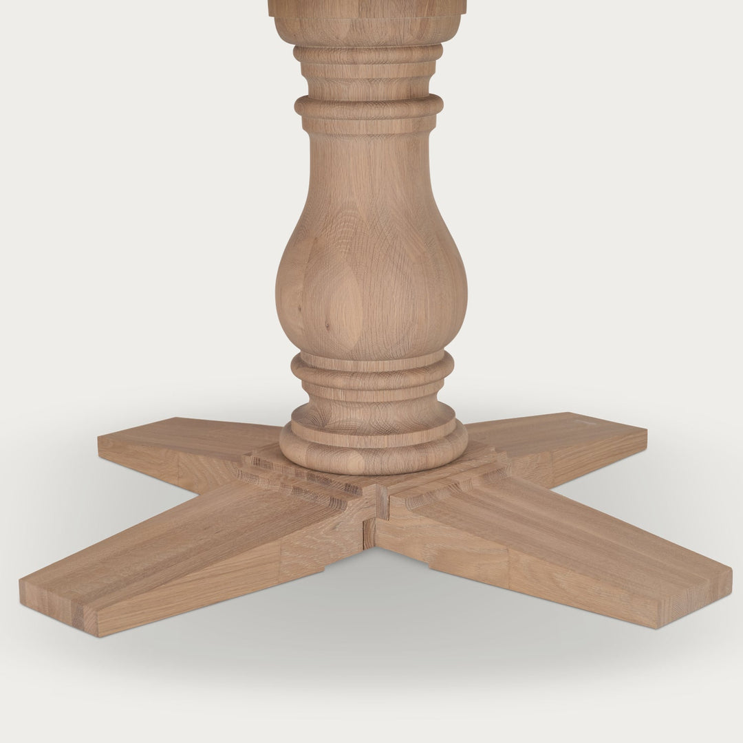 Balmoral 6 Seater Round Oak Dining Table – Neptune
