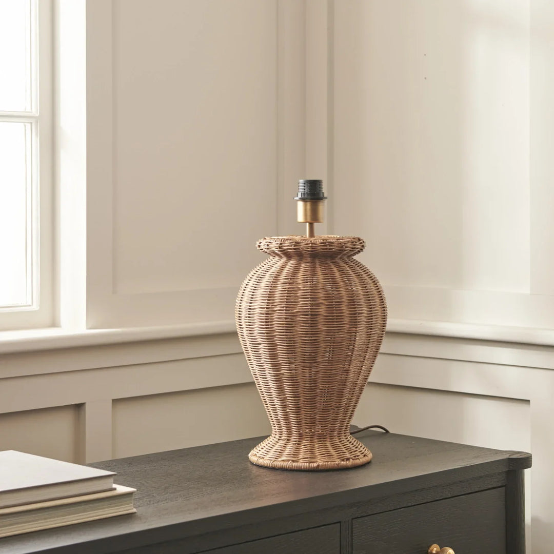 Athena Medium Rattan Table Lamp – Neptune