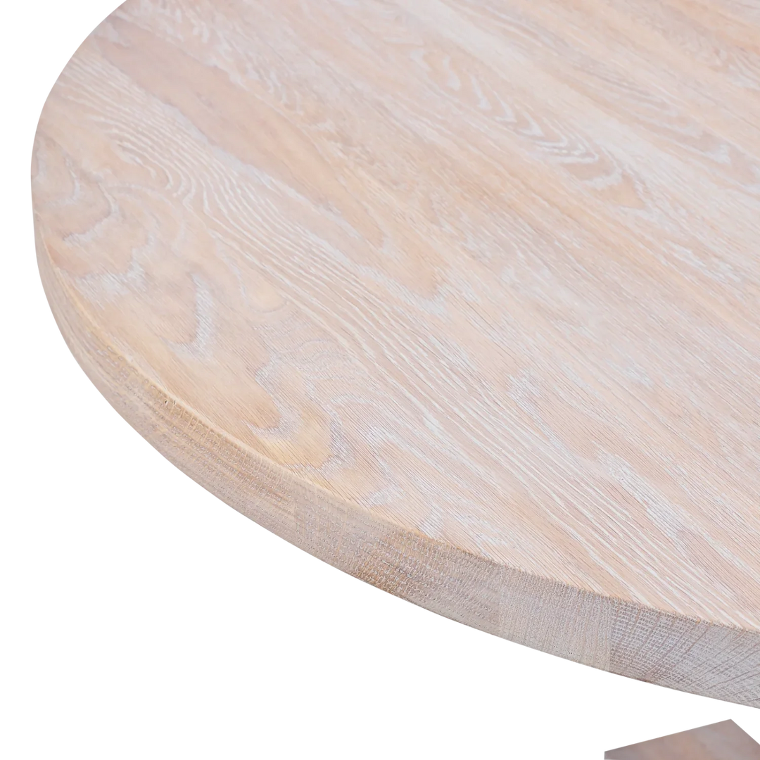 Balmoral 4 Seater Round Dining Table, Seasoned Oak – Neptune