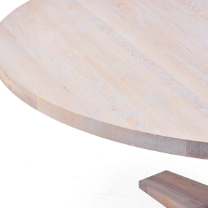 Balmoral 6 Seater Round Dining Table, Seasoned Oak – Neptune