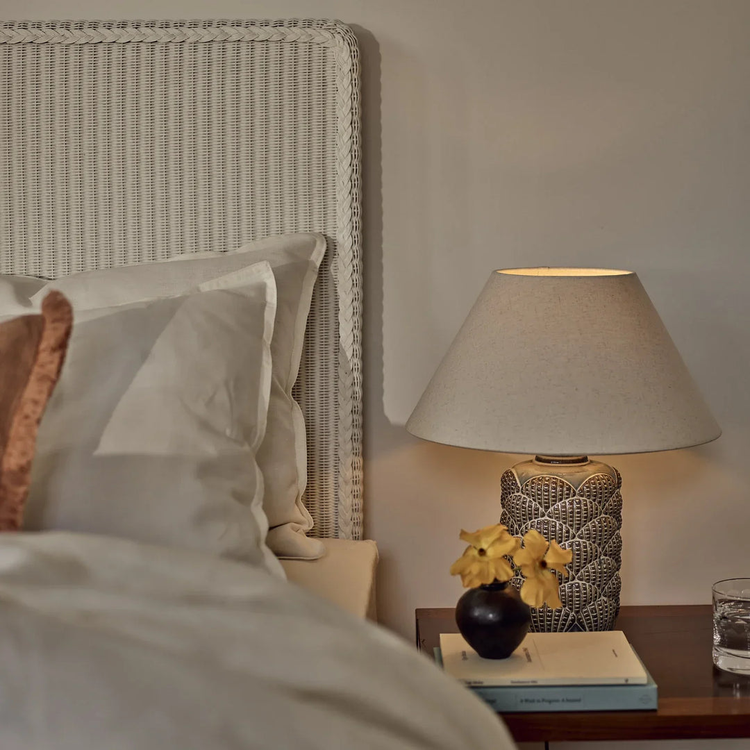 Dune Small Ceramic Table Lamp – Neptune