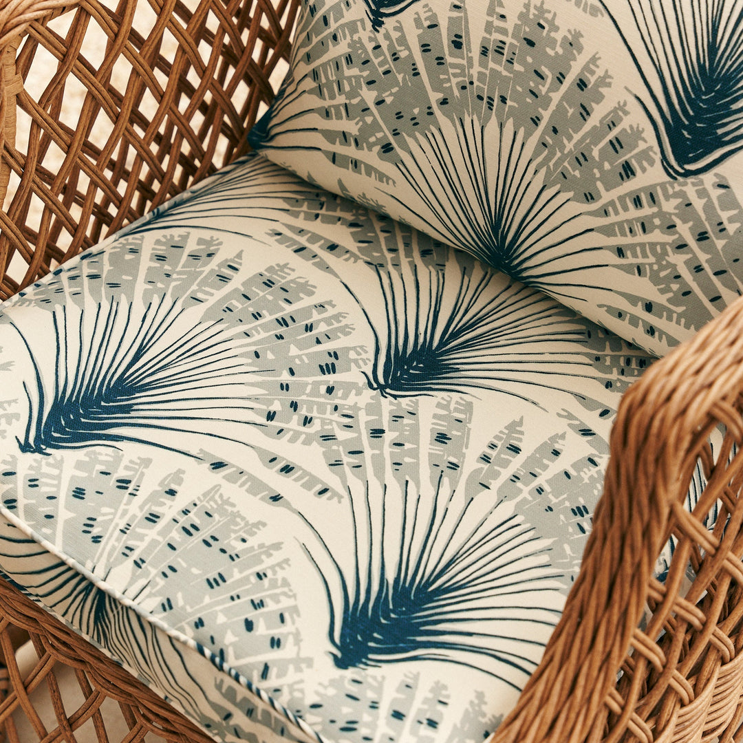 Garden Chairs | Outdoor Dining Chairs | Neptune