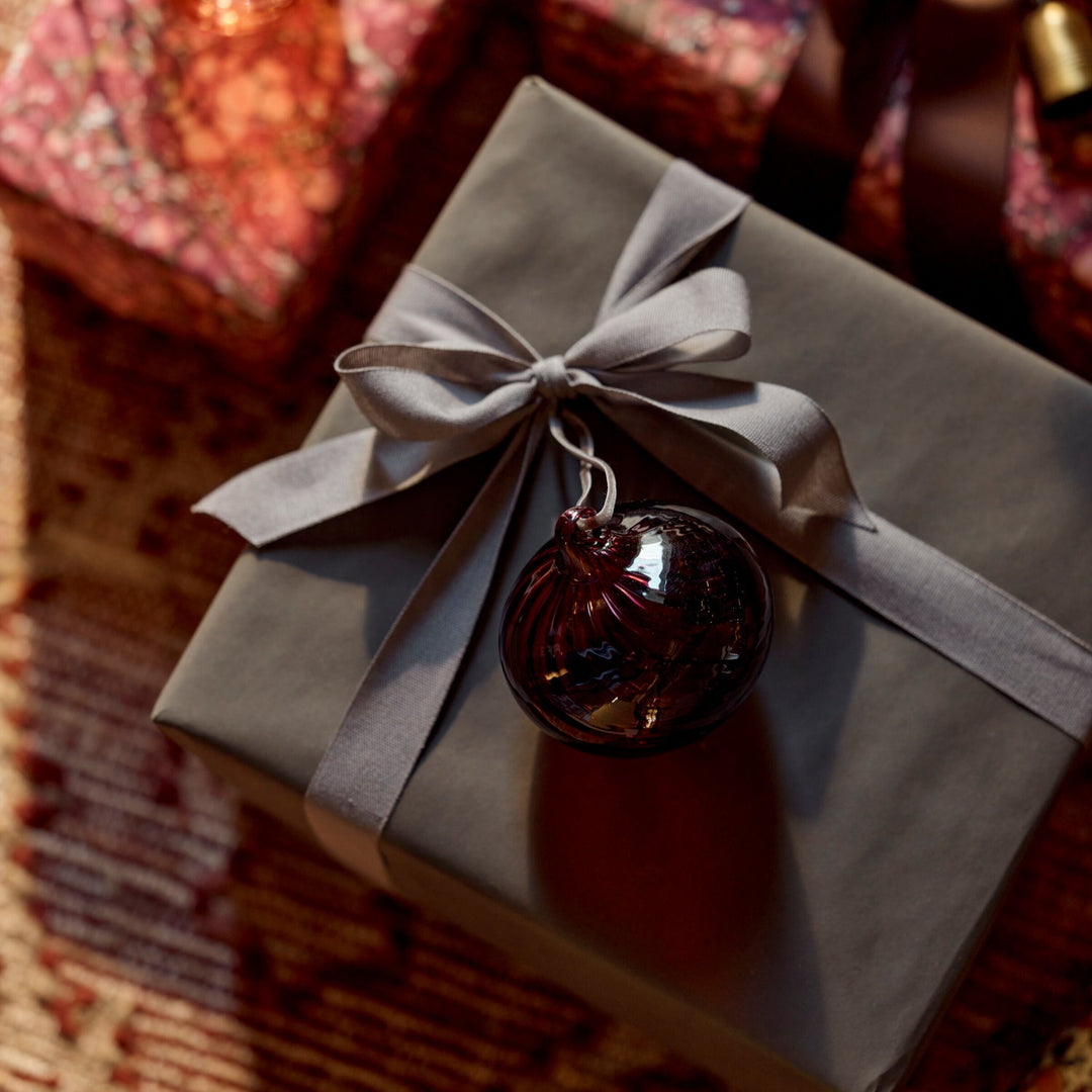 Avery Glass Drop Bauble, Merlot - Set of 6 – Neptune