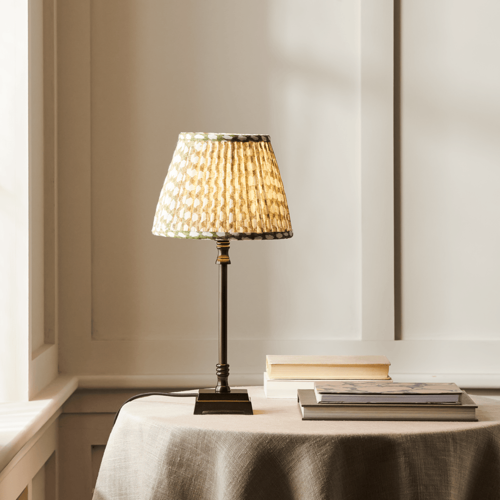 Hanover Table Lamp, Black Bronze – Neptune