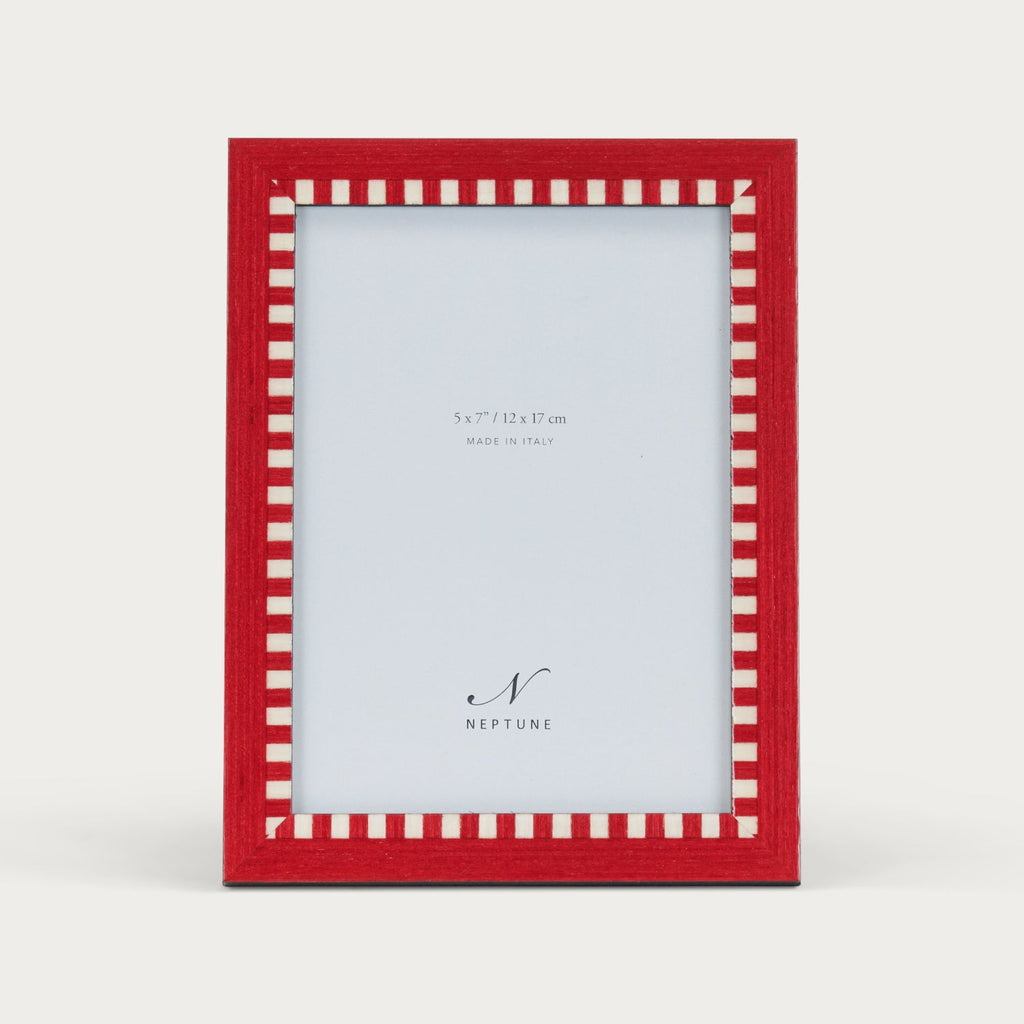 Montpellier 5x7 Photo Frame – Neptune