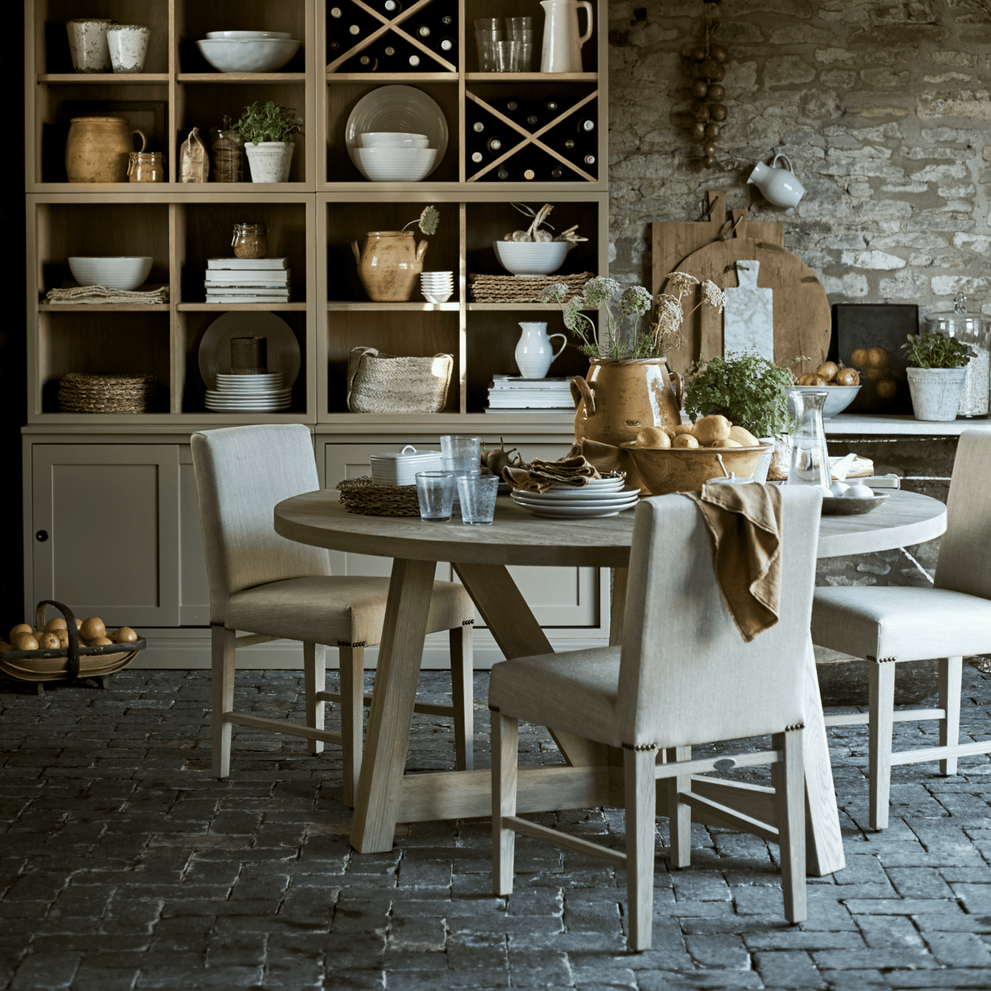 Round Dining Tables | Neptune