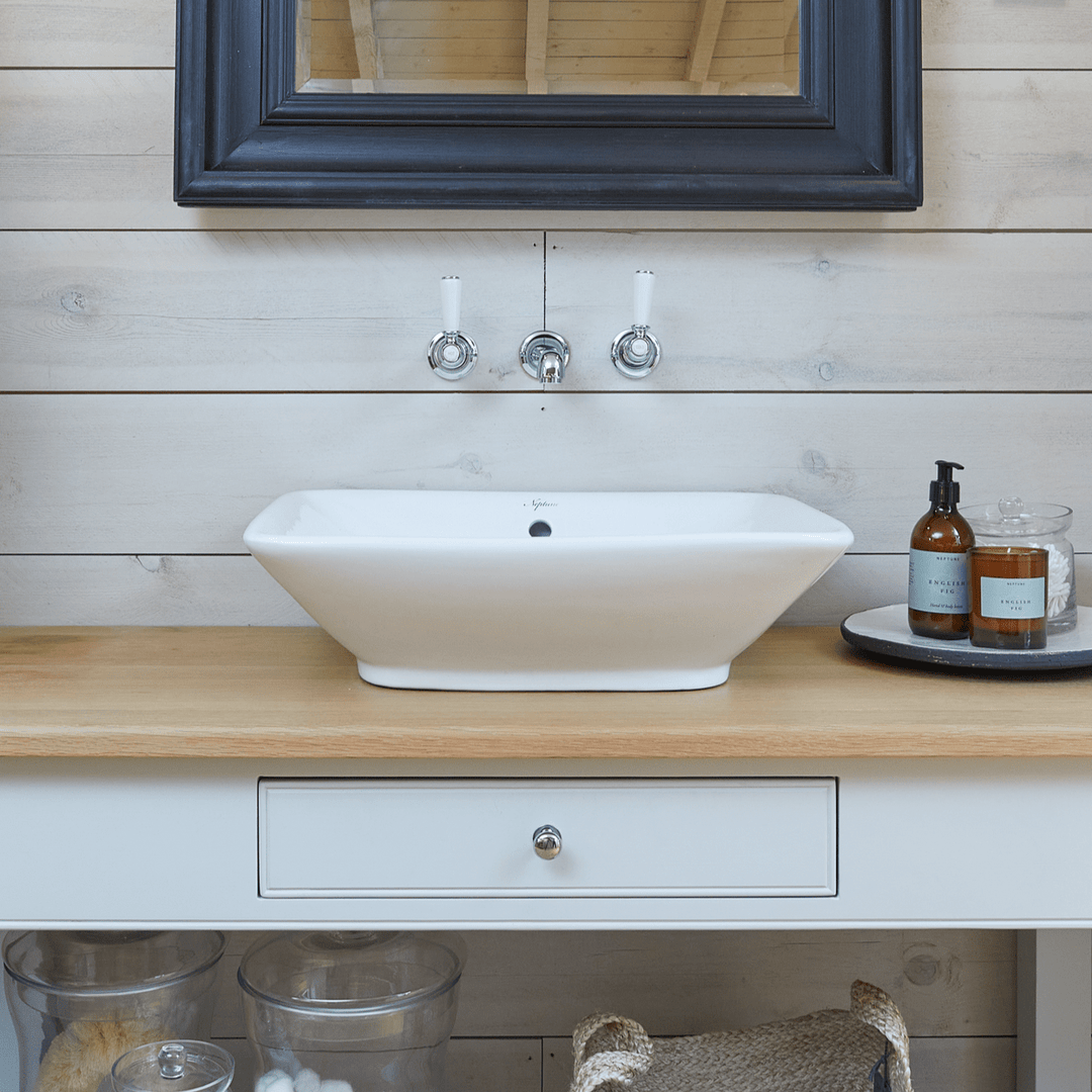 Bamburgh Wall Mounted Tap – Neptune